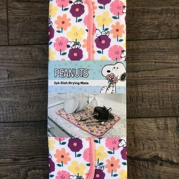 Peanuts | Kitchen | Snoopy Floral Drying Mats | Poshmark